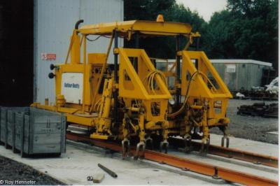 Mystery Balfour Beatty Canron Vibratool - Photo — ontrackplant.com