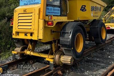 Breffni Hire - NC Engineering SW9-RRV 9T Swivel Skip Dumper ...