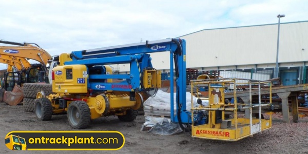 AB2000 RRG677 (99709 912065 8) - Photo — ontrackplant.com