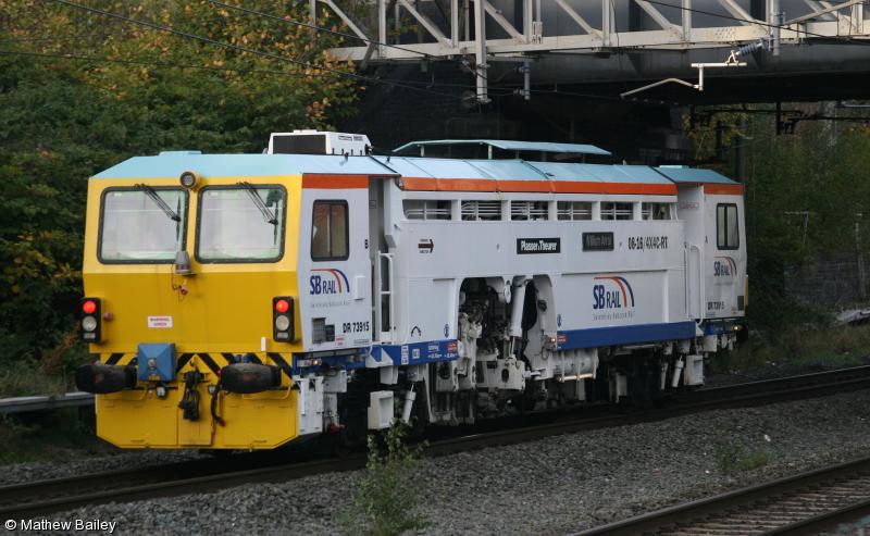 DR73915 - Plasser & Theurer 08-16/4x4C-RT Switch & Crossing Tamper ...