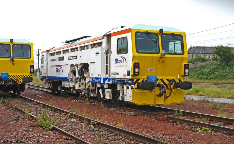 DR73915 - Plasser & Theurer 08-16/4x4C-RT Switch & Crossing Tamper ...