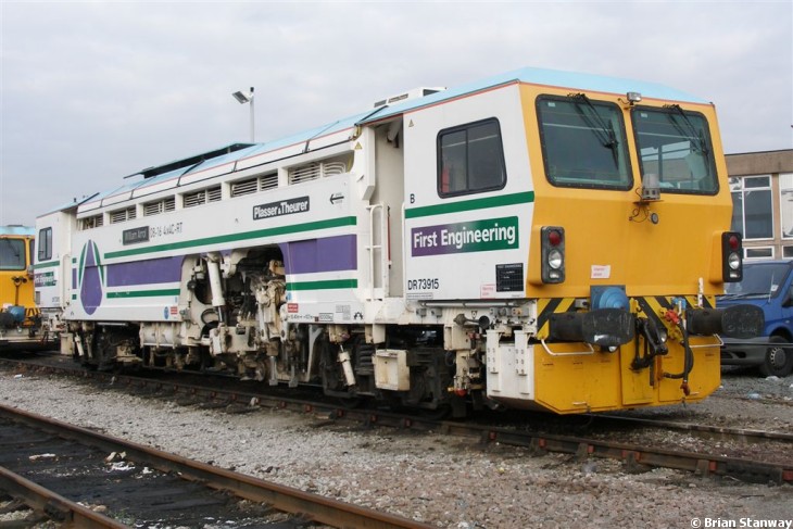 DR73915 - Plasser & Theurer 08-16/4x4C-RT Switch & Crossing Tamper ...