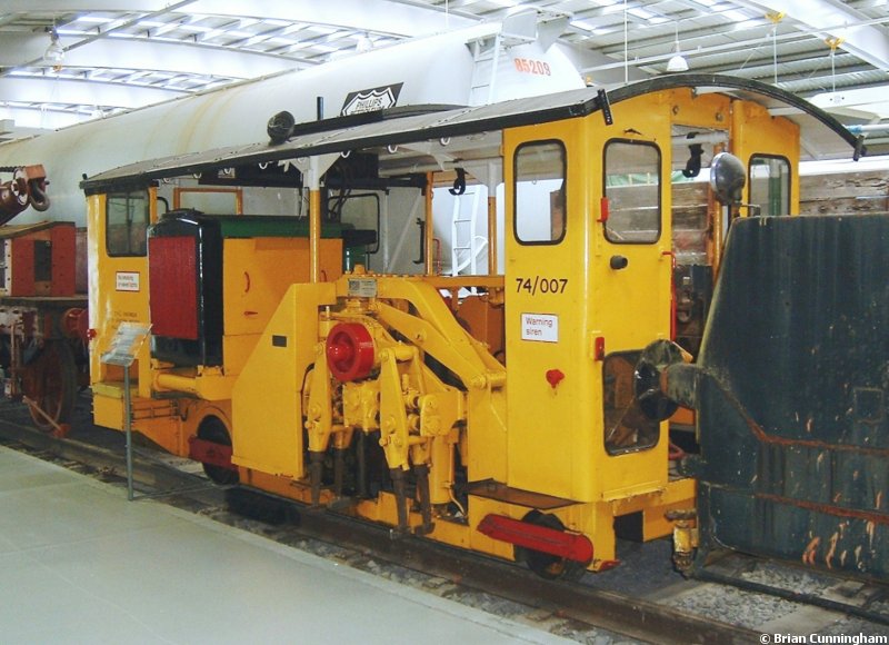 48573 - Matisa tamper — ontrackplant.com