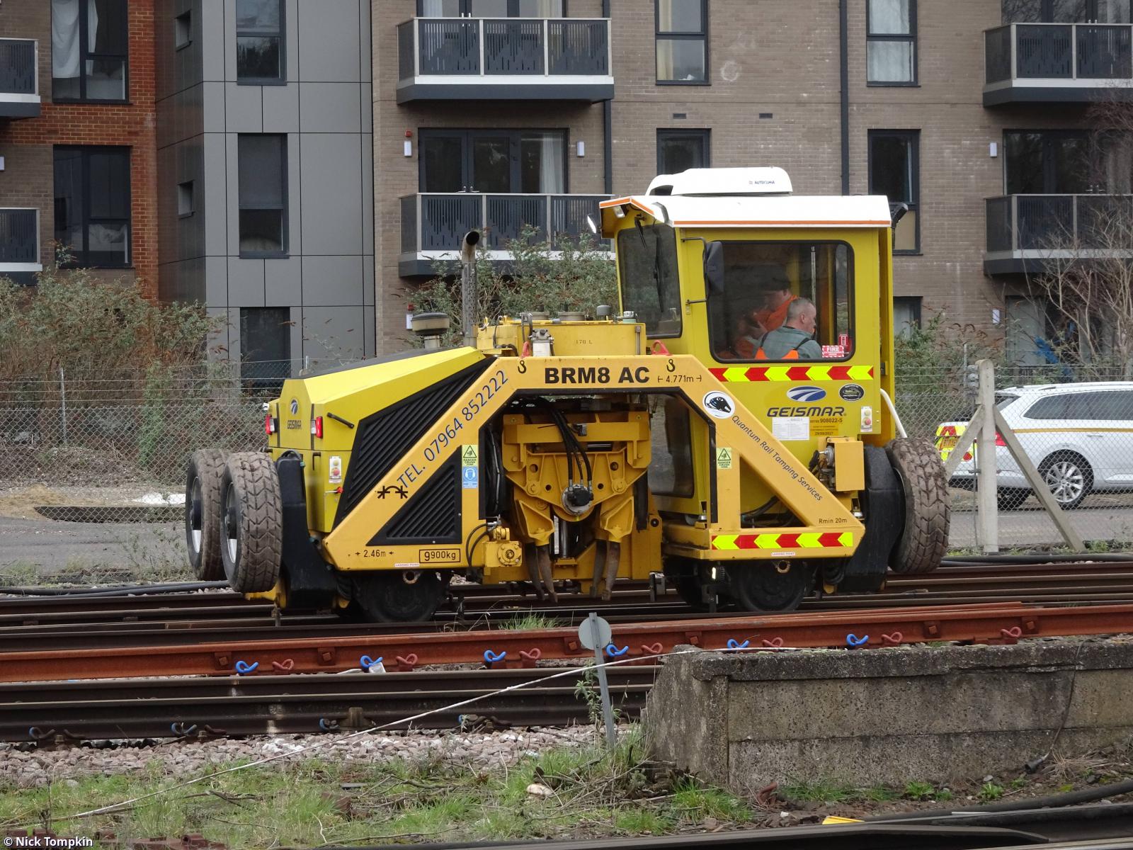 908022 - Geismar BRM8-AC off-trackable tamper — ontrackplant.com