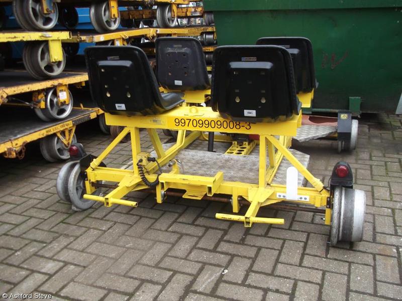 ST/02/18 - Geismar Steel EGO4 four seater trolley — ontrackplant.com