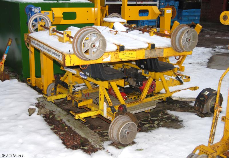 ST/03/36 - Geismar Steel EGO4 four seater trolley — ontrackplant.com