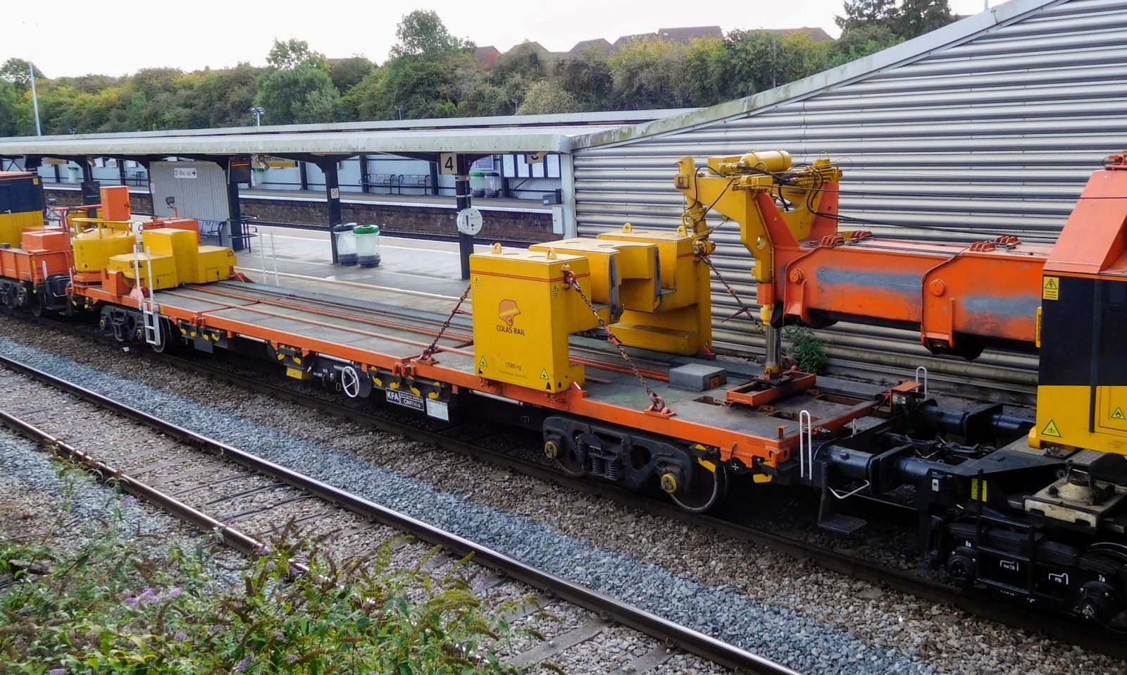 97416 - Trinity Rail 60' Container Flat Wagon - Kirow Crane Support ...
