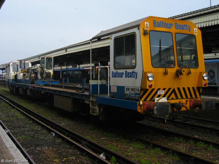 DR98216 - Plasser & Theurer GP-TRAMM — ontrackplant.com