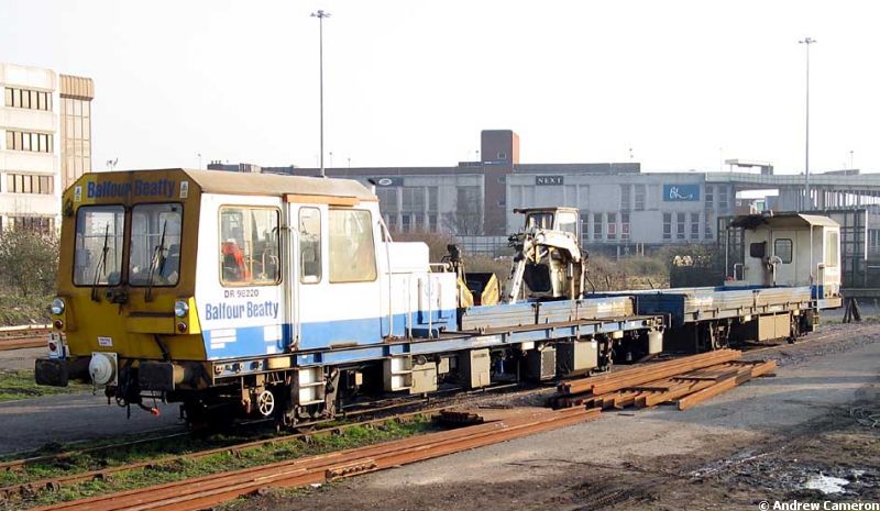 DR98220 - Plasser & Theurer GP-TRAMM — ontrackplant.com