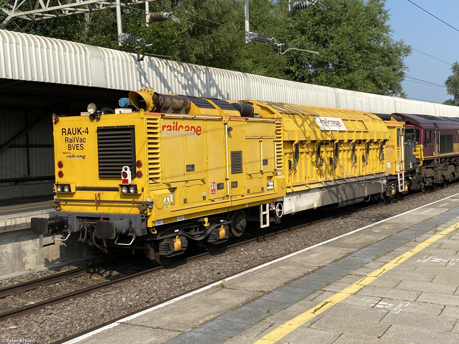 99 70 9515 004-8 - Railcare RA7-UK RailVac — ontrackplant.com