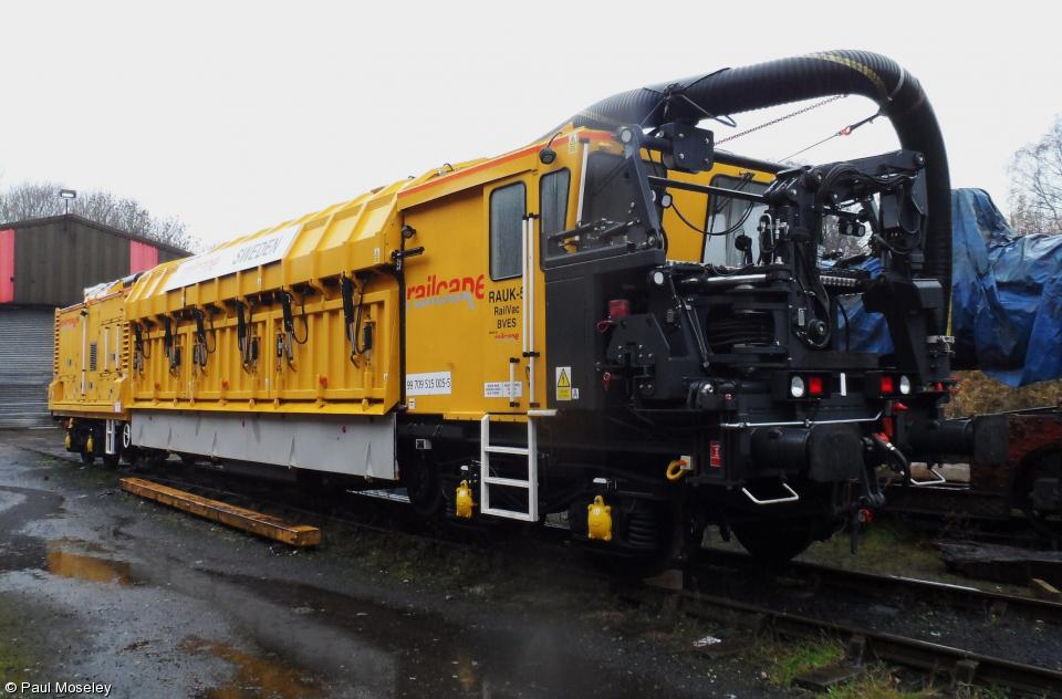 99 70 9515 005-5 - Railcare RA7-UK RailVac — ontrackplant.com
