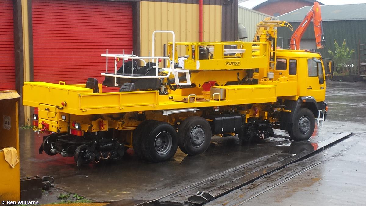 Amey - MAN 18.264 TGS 'Rocket' — ontrackplant.com