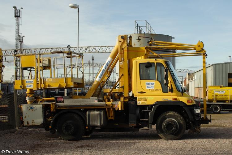 Readypower FRU400 - Unimog U400 with Technology — ontrackplant.com