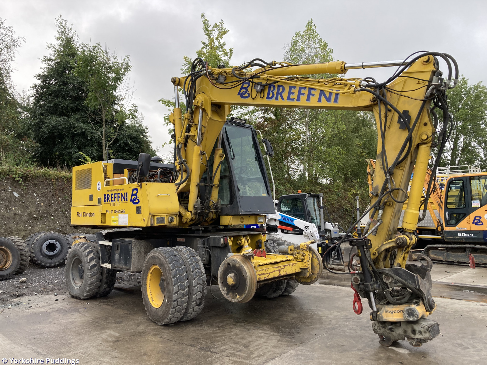 Breffni Hire RR30 - Case 988P Superailer — ontrackplant.com