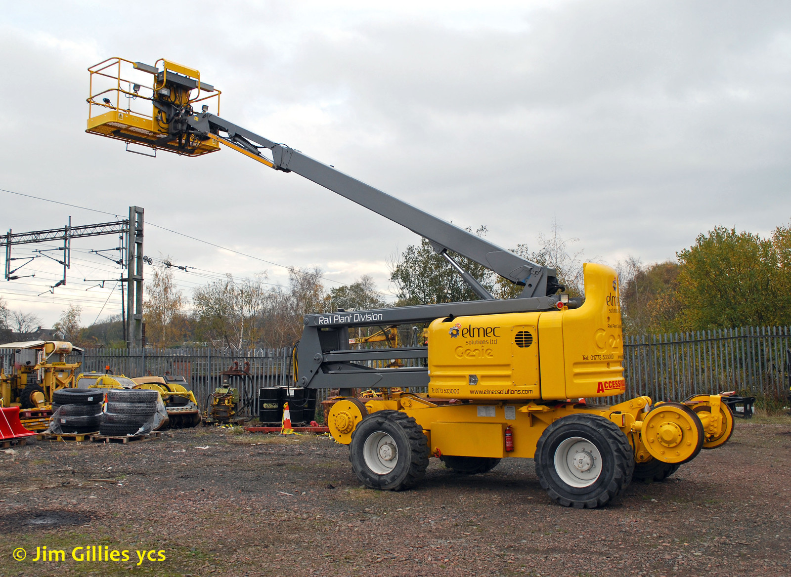 Syneox UK - Genie Z60/34 Accessrailer 300 — ontrackplant.com