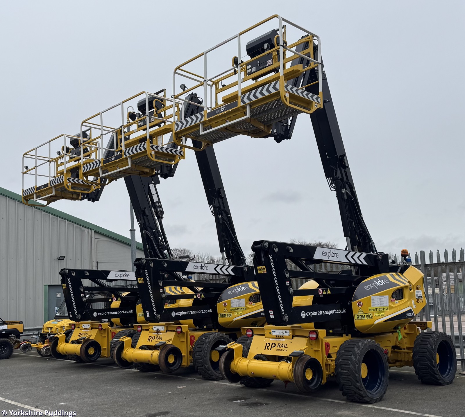 Explore Rail - Manitou RP450V Access Platform — ontrackplant.com