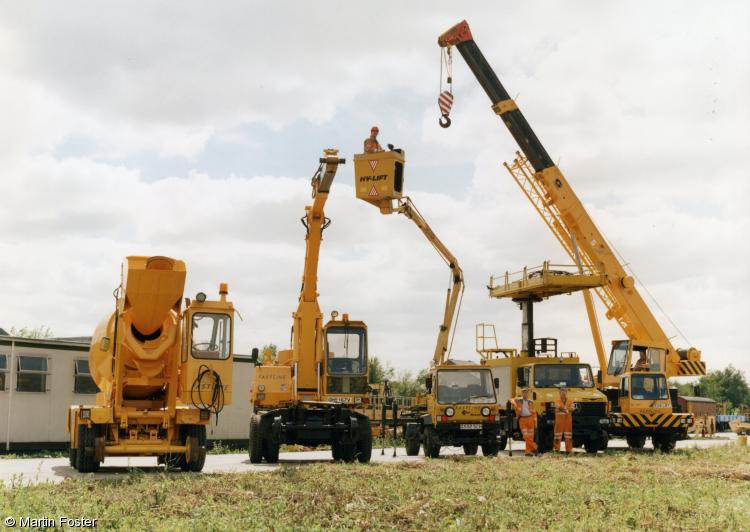 - Messersi Midequip Self loading Concrete Mixer — ontrackplant.com