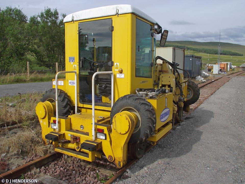 BRAD 3012 - Geismar BRAD off-trackable tamper — ontrackplant.com