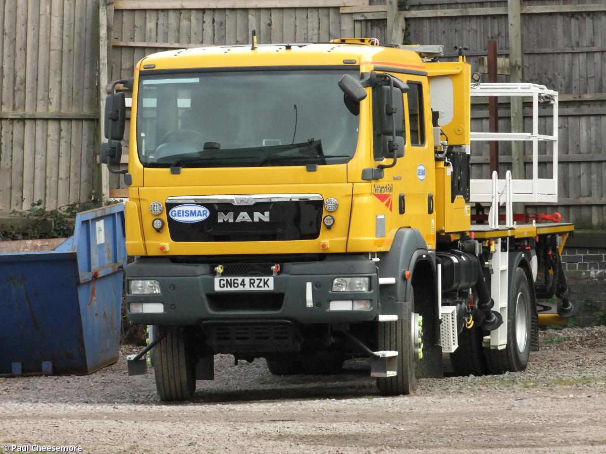 Quattro - MAN TGM with MEWP Module — ontrackplant.com