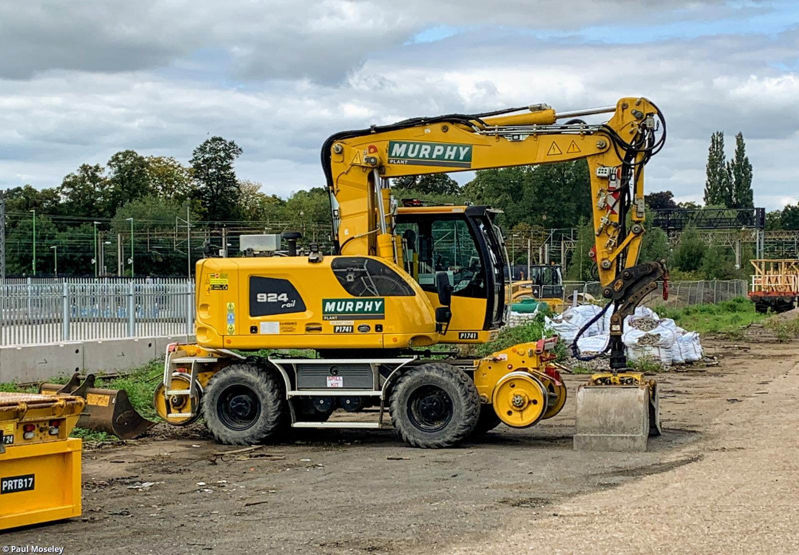 Murphy P1741 - Liebherr A924 Rail Litronic — ontrackplant.com