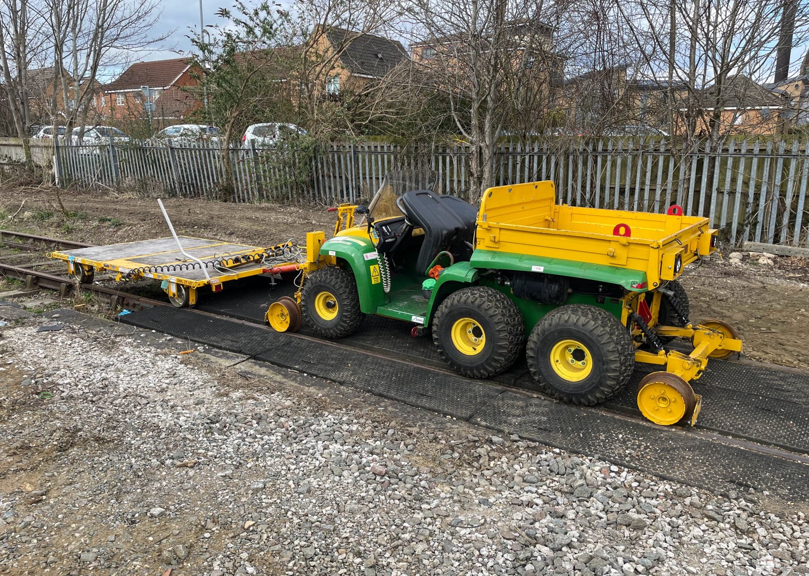 Network Rail - John Deere Gator Buggy — ontrackplant.com