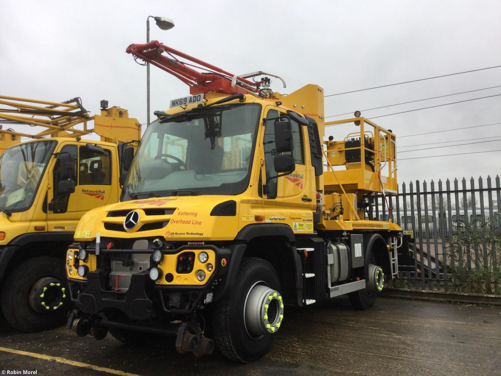 NR (Eastern) - Mercedes-Benz Unimog U423 with Access Platform ...