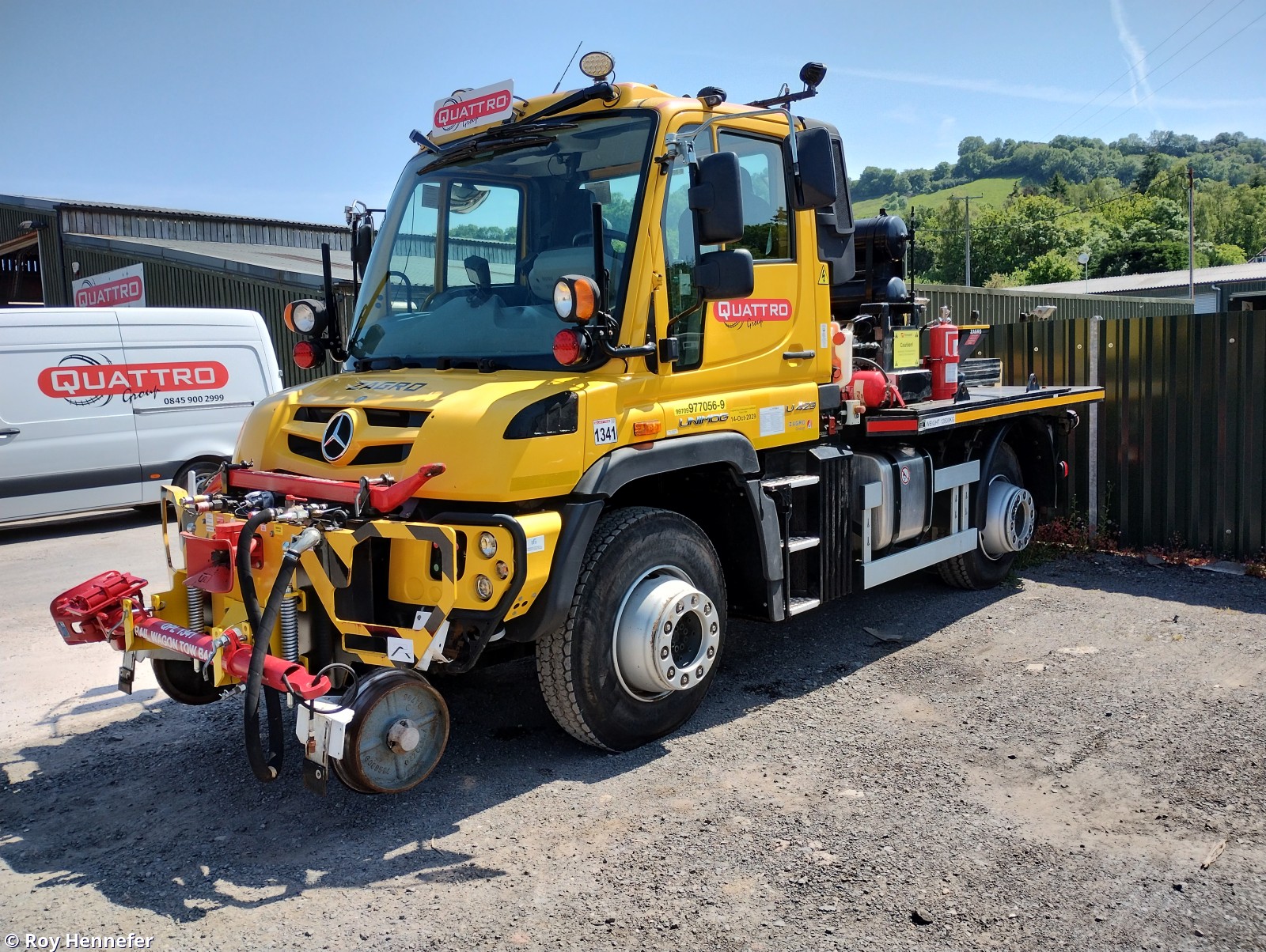 Quattro - Mercedes-Benz Unimog U423 shunter — ontrackplant.com