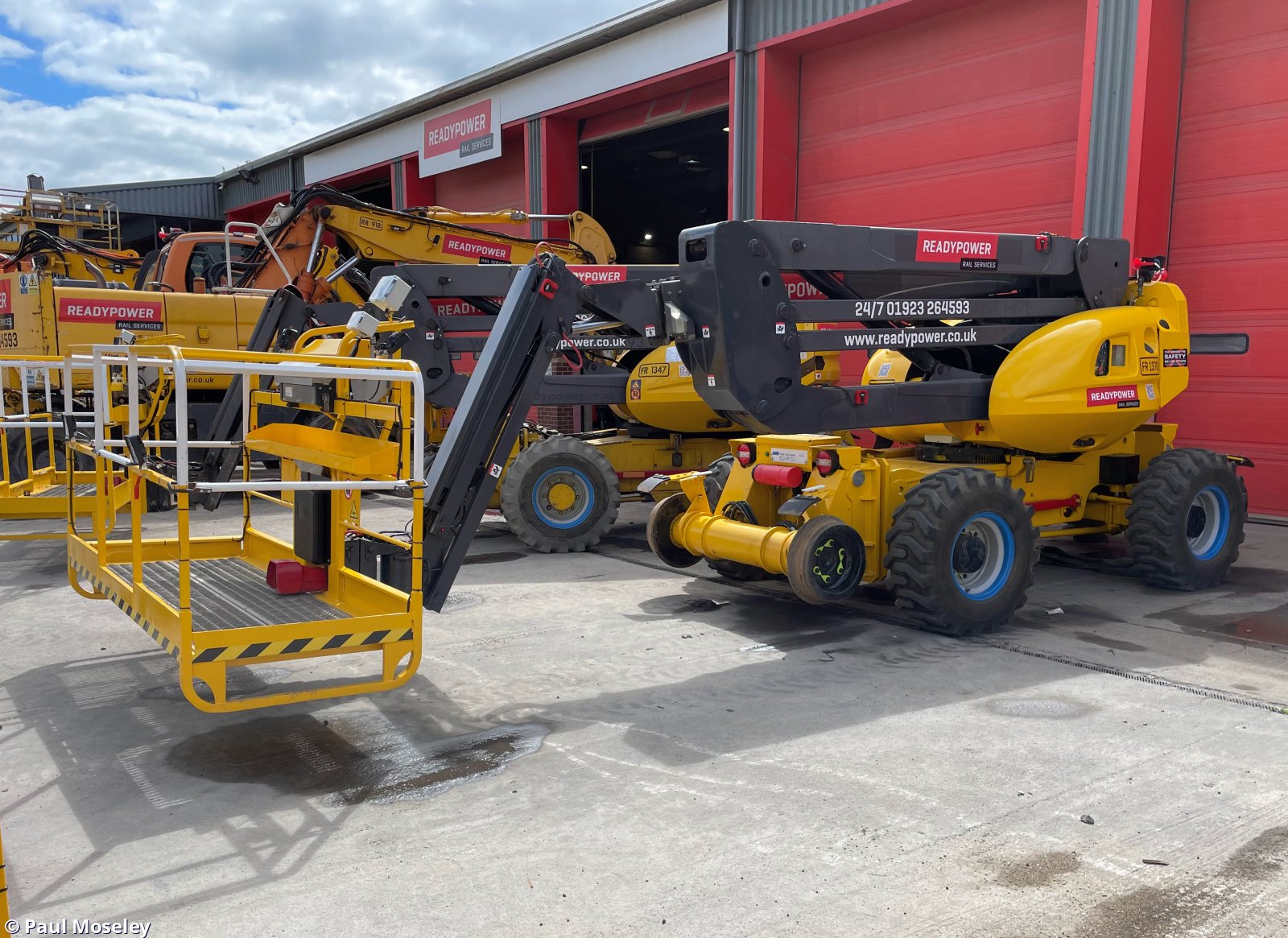 ontrackplant.com — On-Track Plant, Track Machines, Road-Rail Vehicles ...