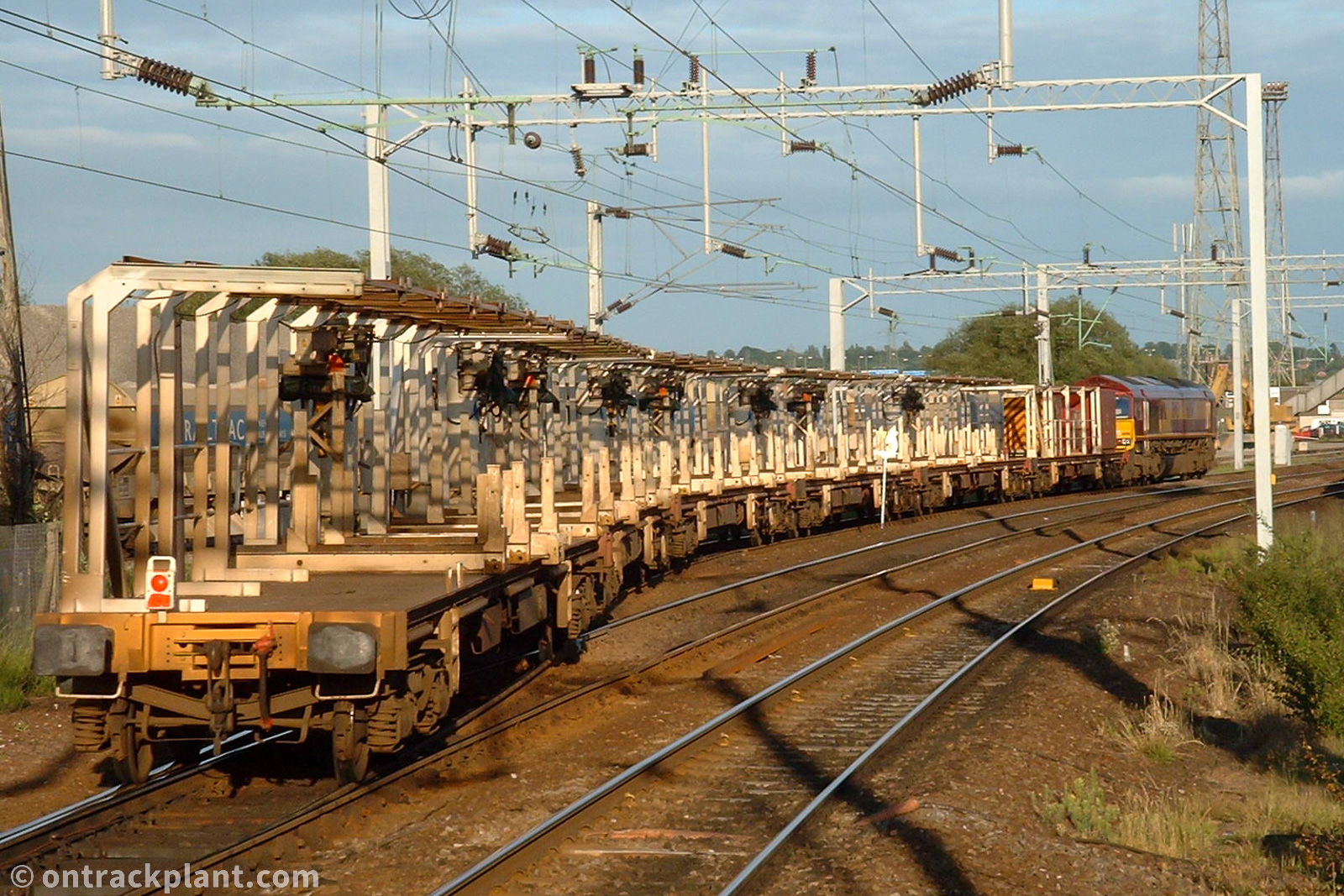 92510 - Railcare Support Wagon (YFA wagon) — ontrackplant.com