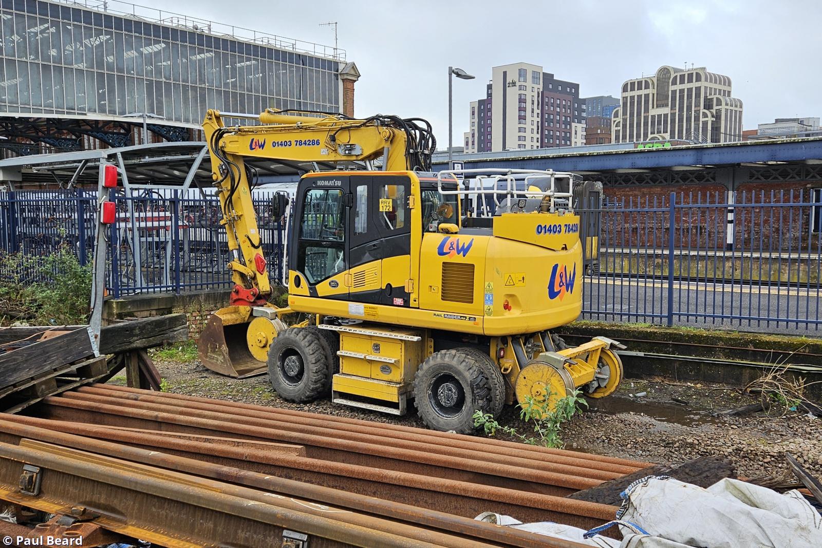 L&W - Komatsu PW160-11 Rail Raider Mk2 — ontrackplant.com