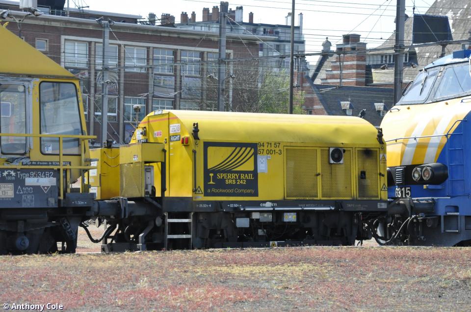 SRS242 - Sperry Rail Ultrasonic Test Unit — ontrackplant.com