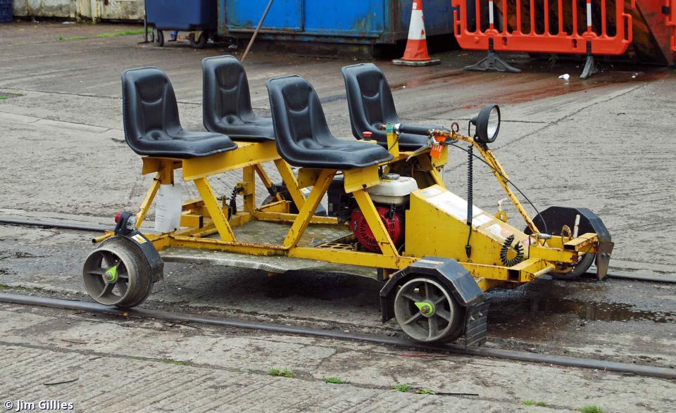 ST/02/21 - Geismar Steel EGO4 four seater trolley — ontrackplant.com