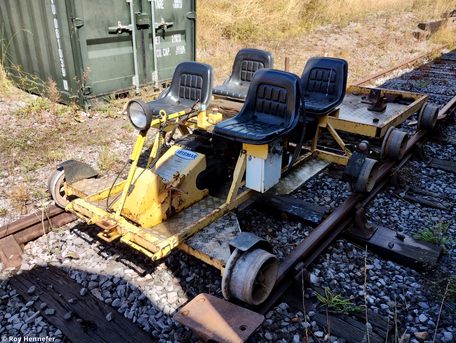 ST/02/27 - Geismar Steel EGO4 four seater trolley — ontrackplant.com