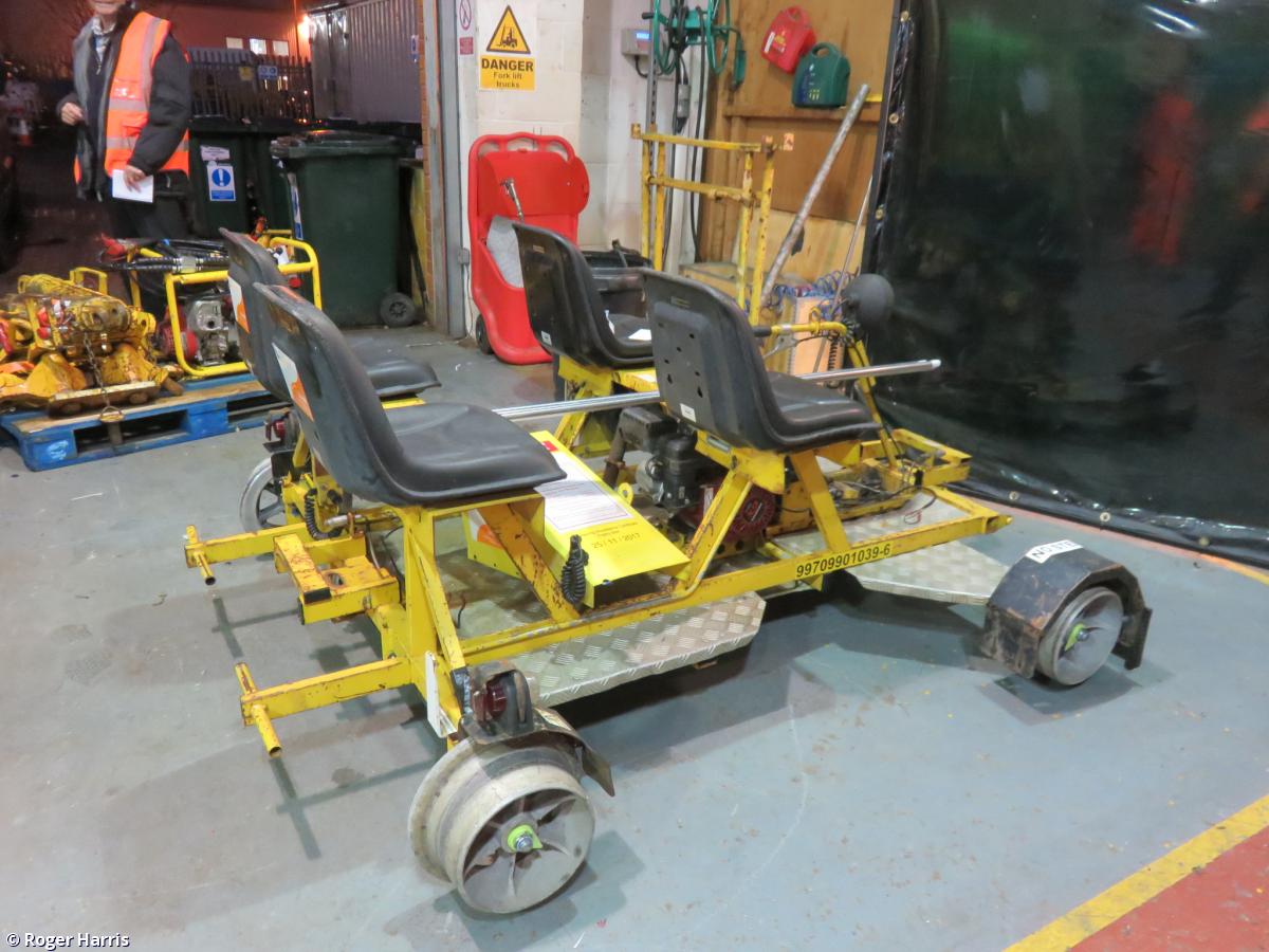 ST/03/30 - Geismar Steel EGO4 four seater trolley — ontrackplant.com