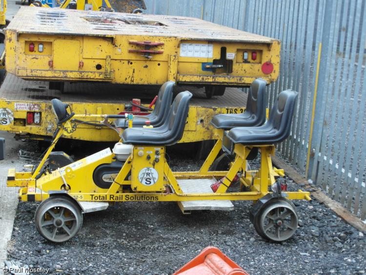 ST/01/16 - Geismar Steel EGO4 four seater trolley — ontrackplant.com
