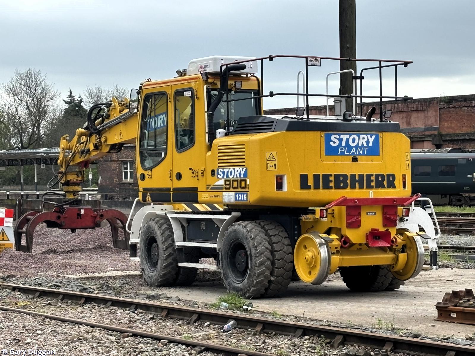 Story Plant - Liebherr A900CZW — ontrackplant.com