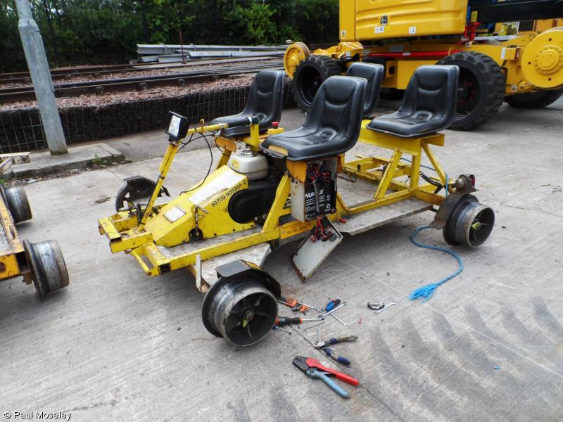 ST/09/04 - Geismar Steel EGO4 four seater trolley — ontrackplant.com
